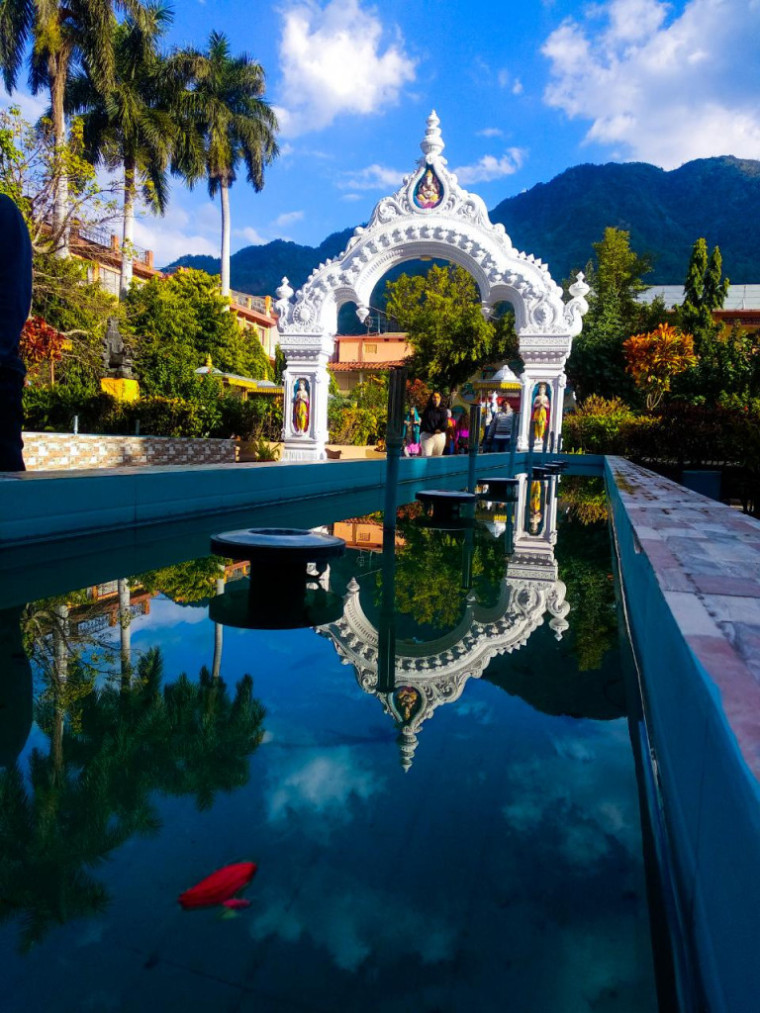 About the Ashram - Parmarth School of Yoga